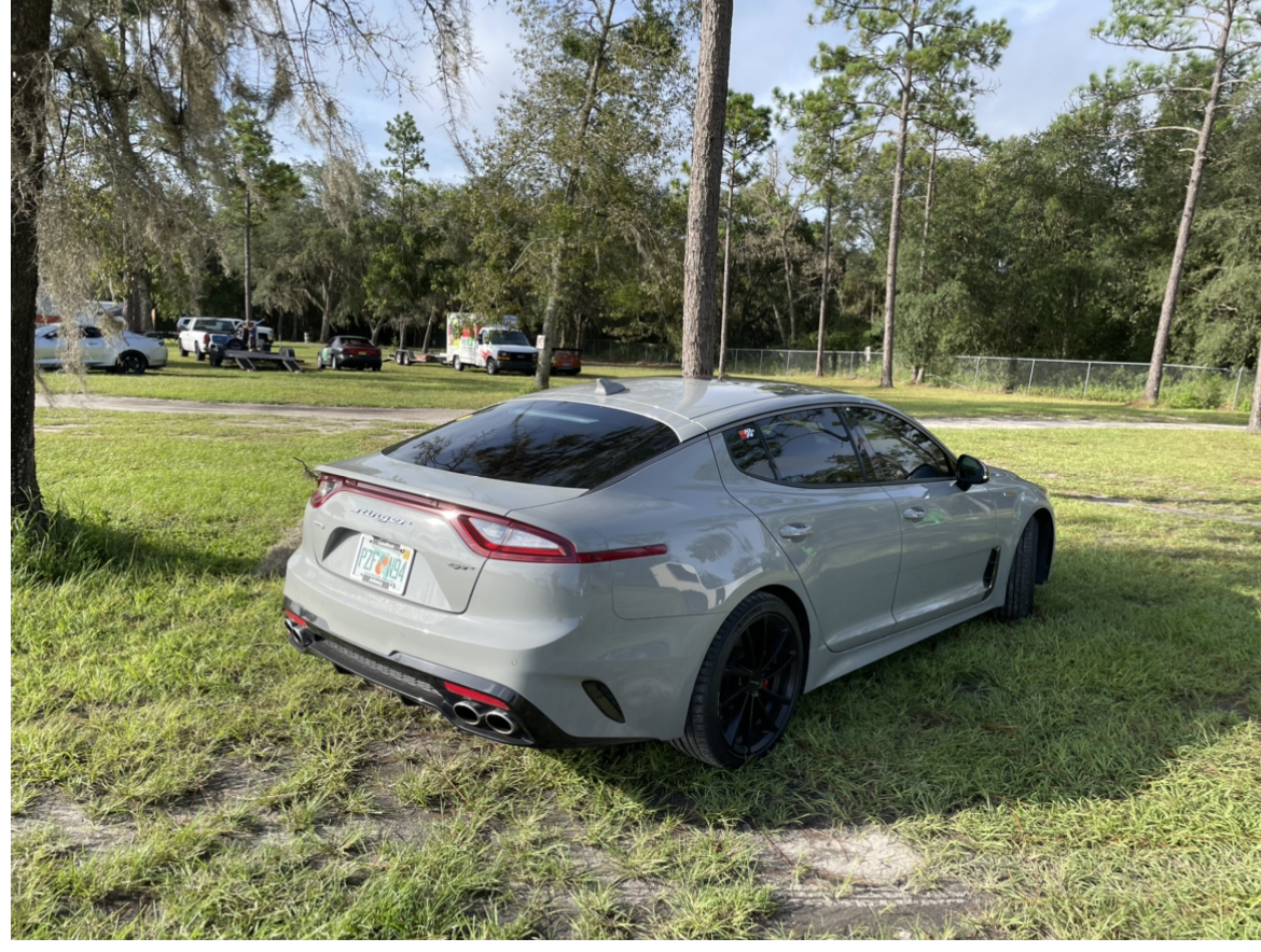 Kia Stinger GT on Track - Shifting Into Gear